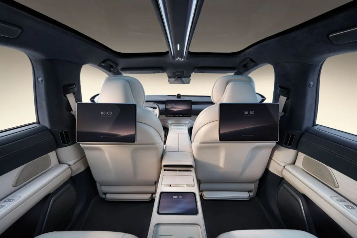 Nio announces its latest flagship sedan EV, the ET9, with two AMOLED ...