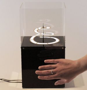 Universal Display shows new flexible OLED lighting prototype | OLED-Info